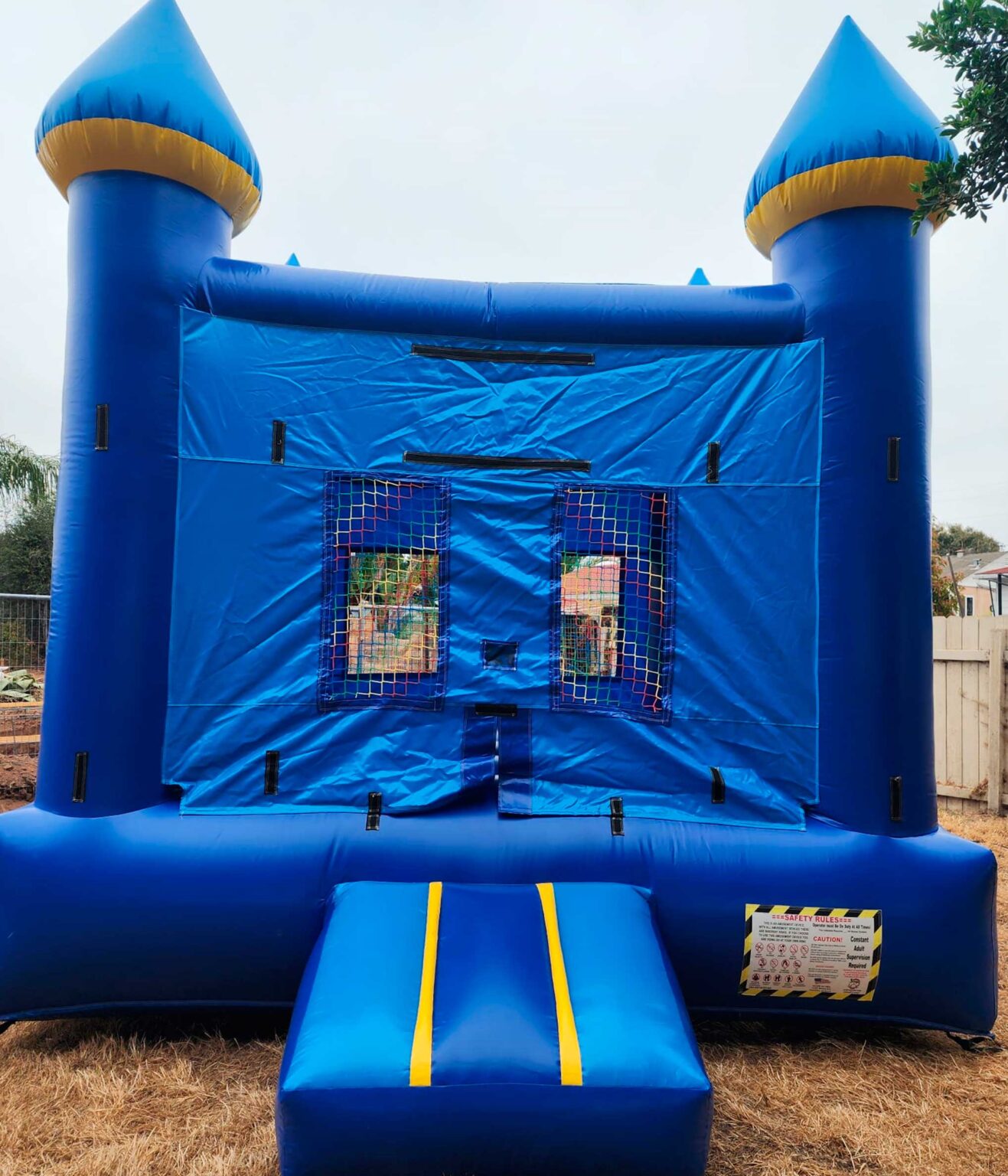 Inflatables – Aaron's Party Rental